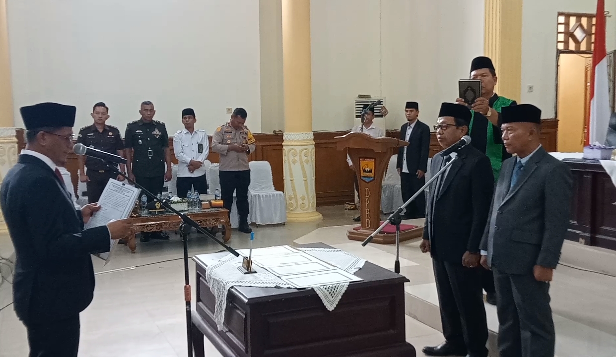 Edison TRD dan Zulfajar Dilantik Sebagai Anggota DPRD Kota Pariaman PAW Sisa Masa Jabatan 2019 ...